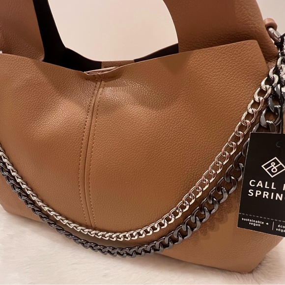 Call It Spring | Bags | New Super Cute Call It Spring Hermetica Chain ...